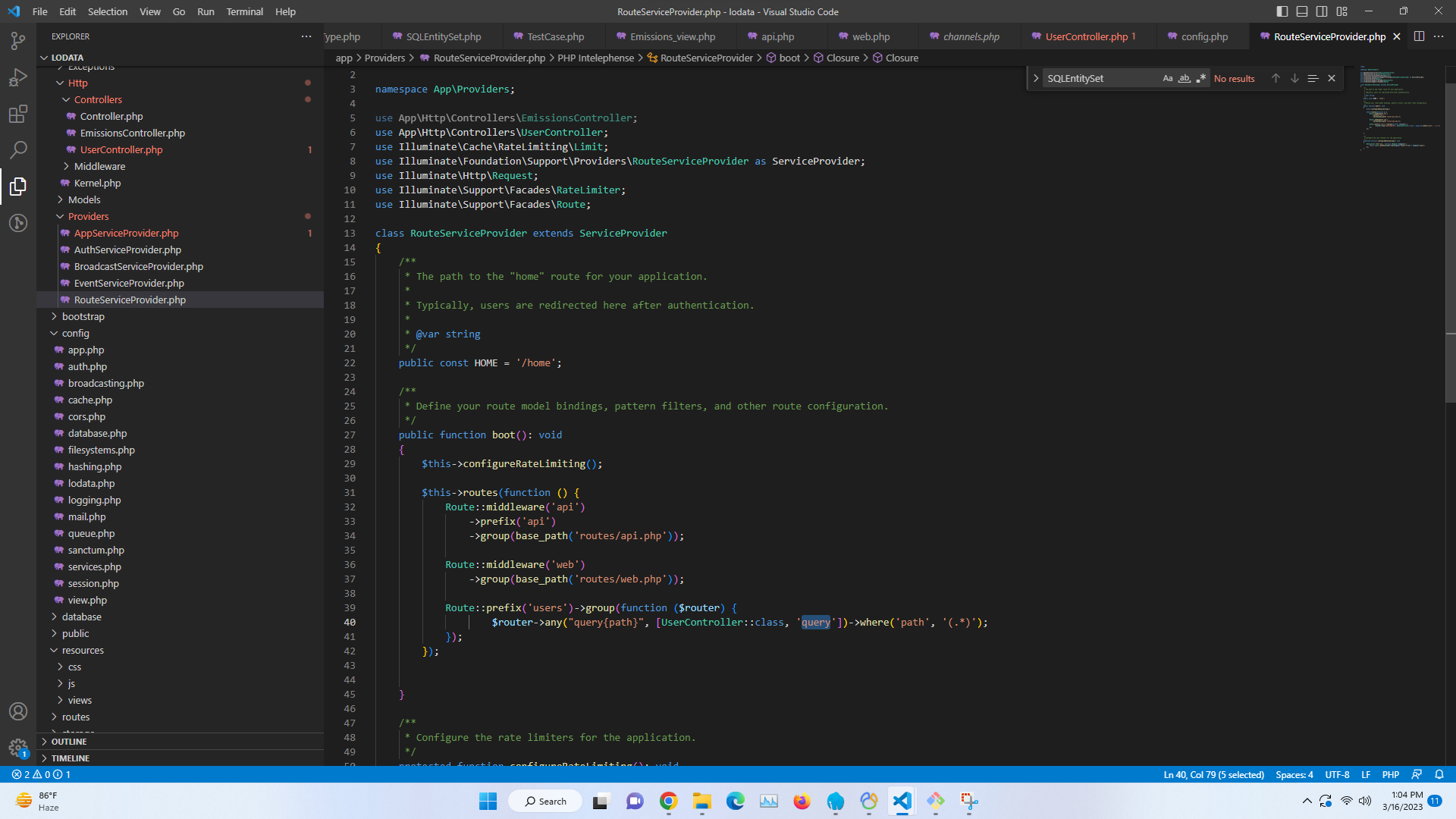 Could please give me a example how to get data from laravel controller ...