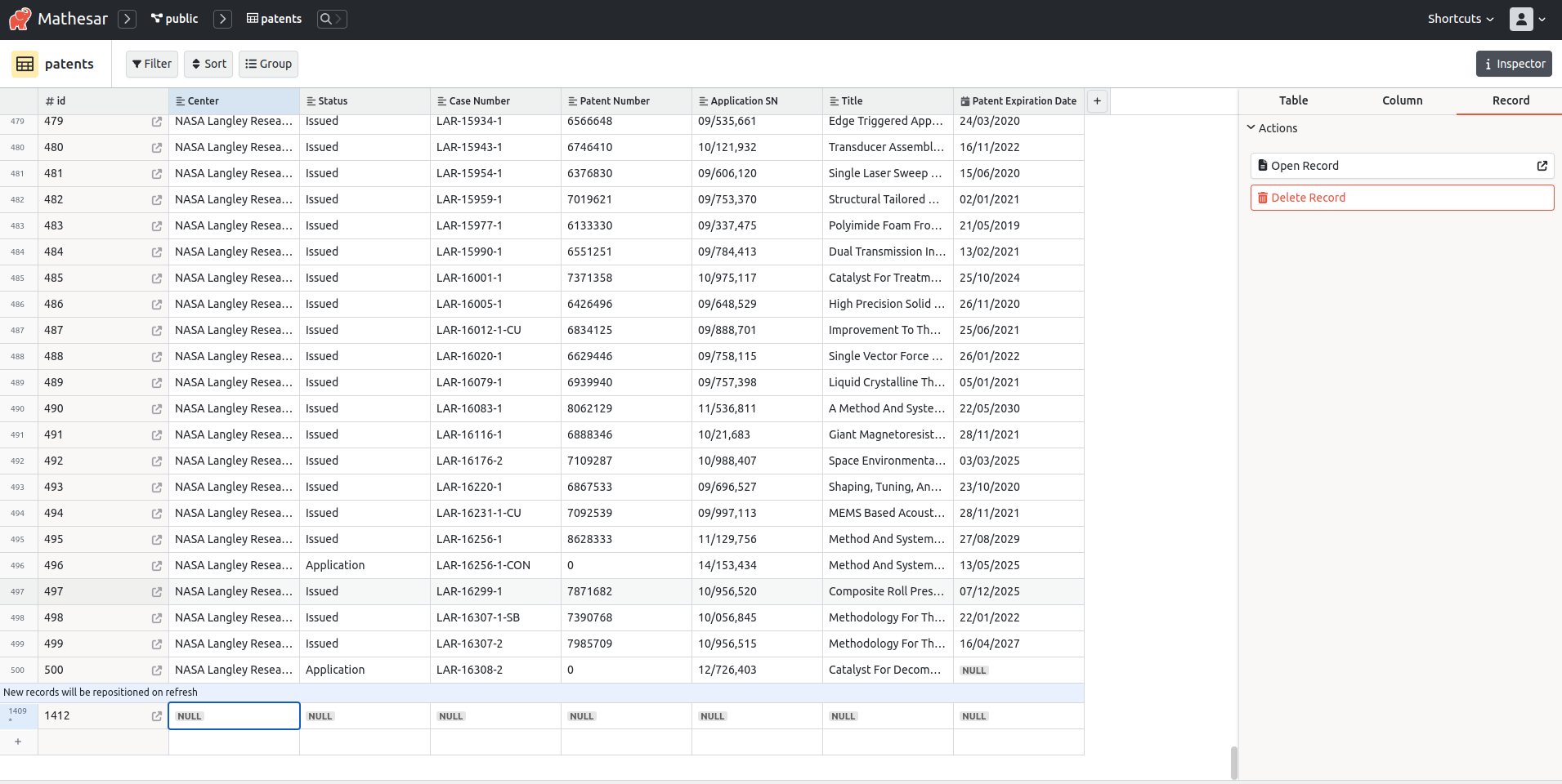 Scroll sheet all the way down and select first non-pk cell when clicking the New Record button ...