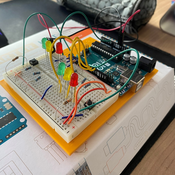 GitHub - kahfree/traffic-lights: Using real time embedded systems to ...