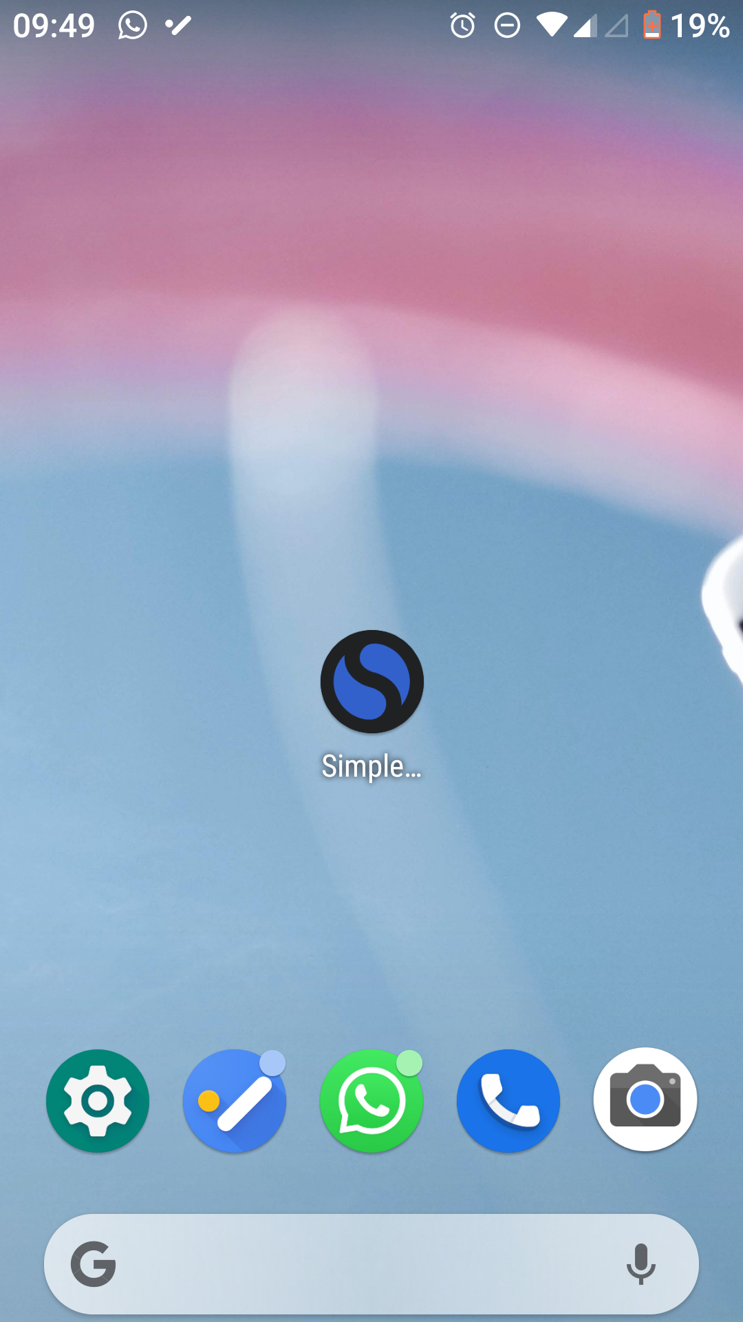 App icon has black color instead of white · Issue #1341 · Automattic/simplenote-android · GitHub