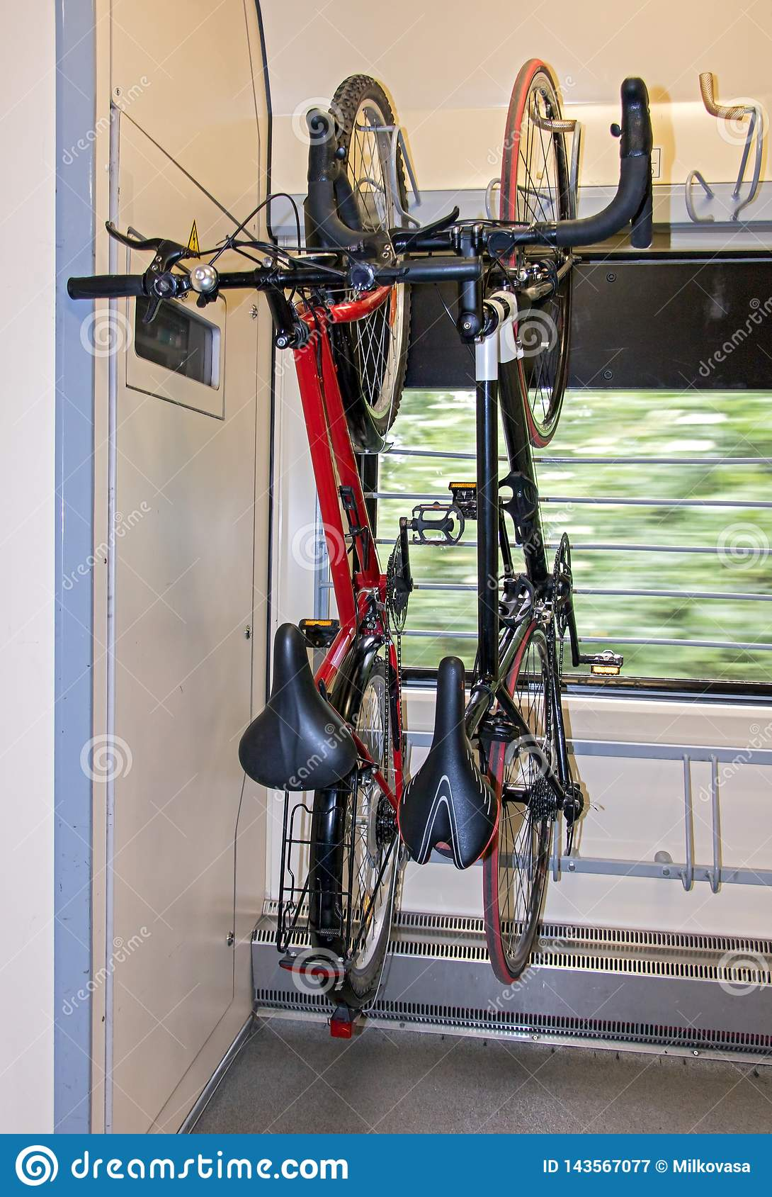 my creative juicie · Issue #1 · aiegoo/xr-presentation · GitHub