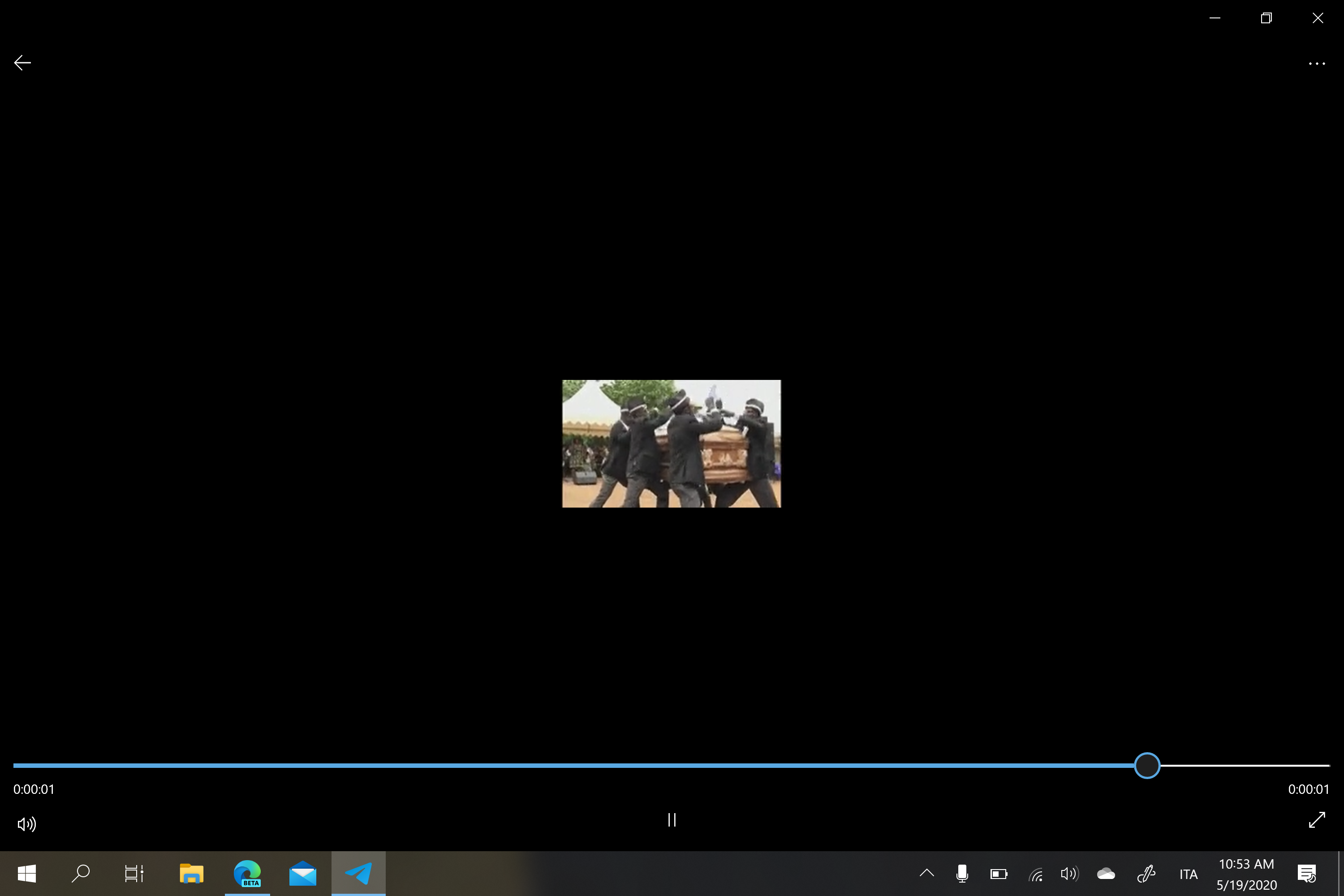Zoom low-resolution GIFs in "full screen" view · Issue #1621 ...