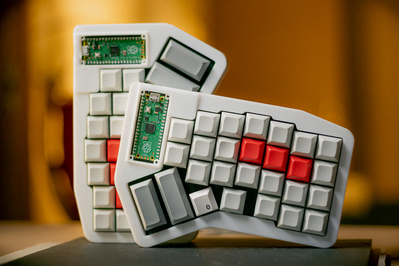 GitHub - jetdev1/ErgoDash-Mini-Case: This a sandwich-mount case and ...