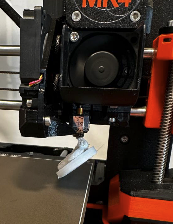 The order of nozzle cleaning and bed temp commands causes false readings and bad first layers ...
