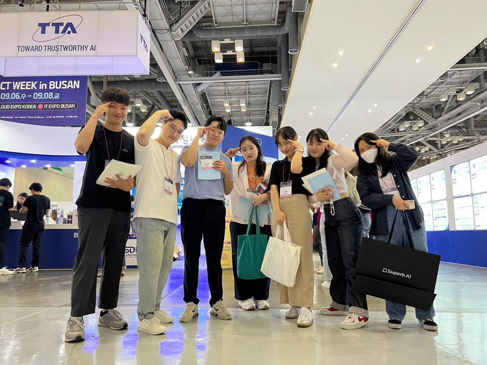 GitHub - FINAL-BUSAN-2/DataPointOfView