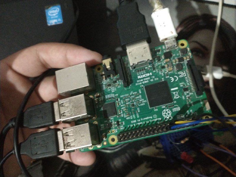 GitHub - Carlos-Alfredo/Smartroom: Projeto SmartRoom usando Raspberry pi