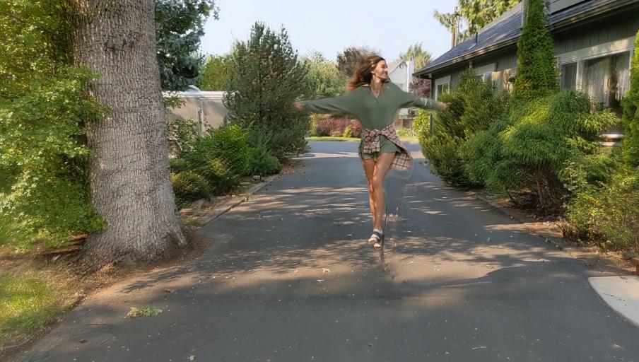 The girl in the green dress always has artifacts near her legs · Issue #39 · google/dynibar · GitHub