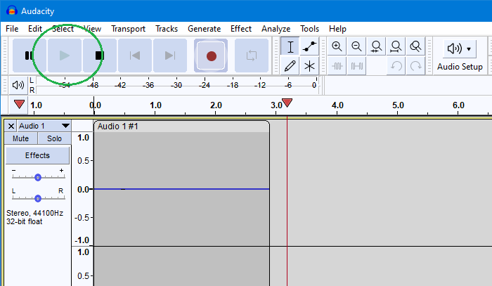 Transport toolbar. The play button a bit truncated in recording mode ...
