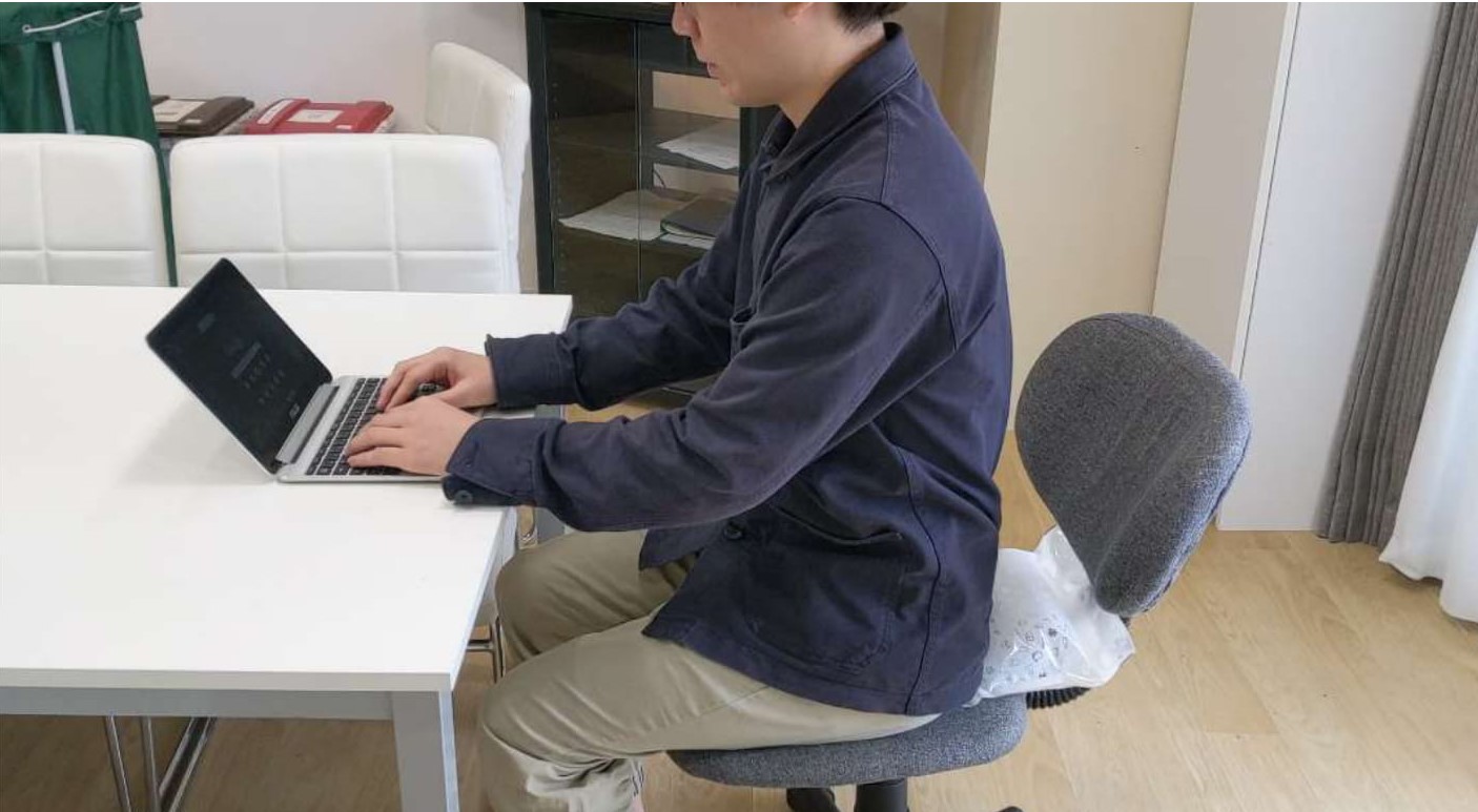 GitHub - jphacks/F_2004_2: Effective Work (Device)