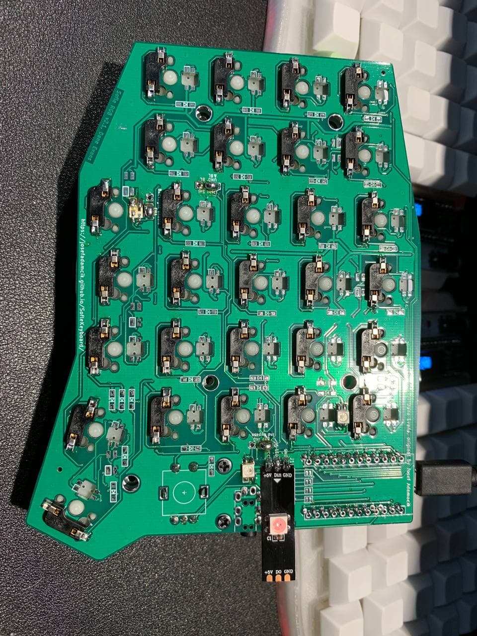 Help: Can't get RGB working · Issue #88 · josefadamcik/SofleKeyboard ...