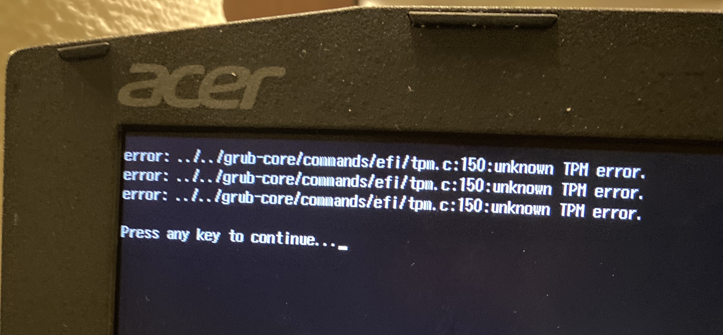 unknown TPM error when trying to boot from ISO. · Issue #175 · ublue-os ...