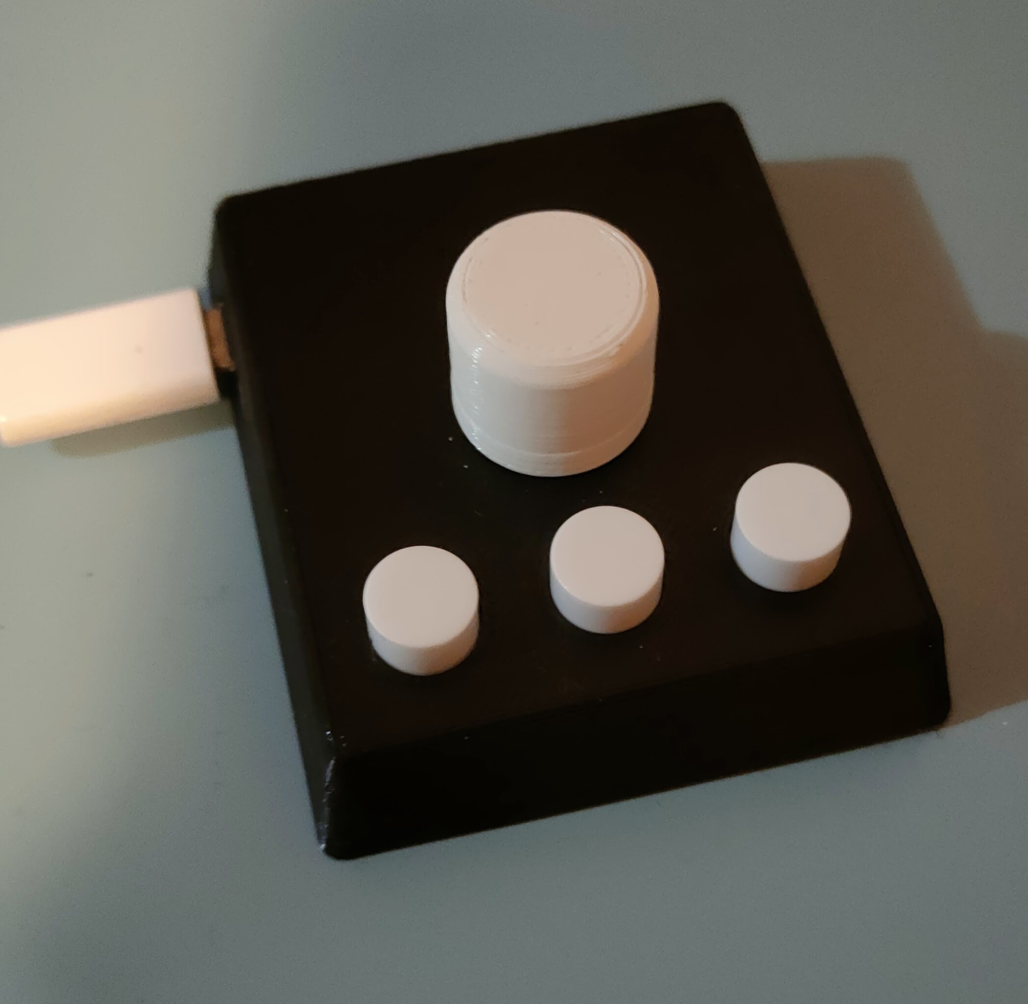 GitHub - VIPTrollik/pico_music_controller