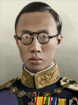 QIE - Zhili Puppet Puyi has the Manchu coup portrait instead of his ...