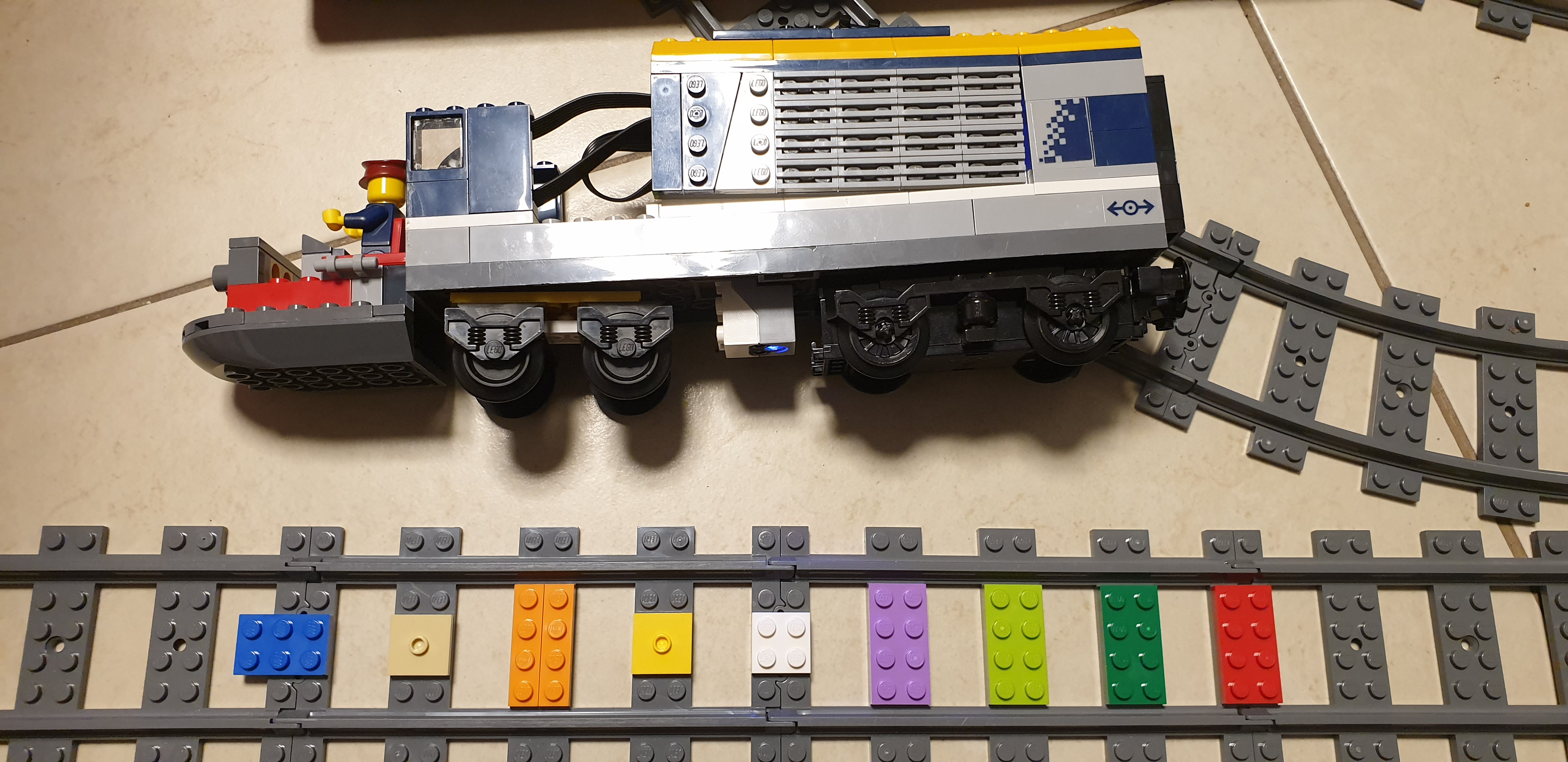 [Feature] Configurable color sensor threshold · Issue #60 · pybricks ...