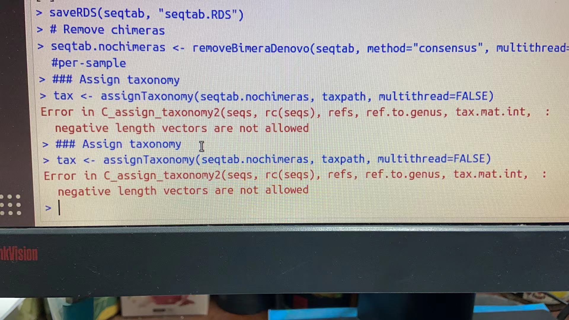 Unable to assign taxonomy from sequence table · Issue #1650 · benjjneb/dada2 · GitHub
