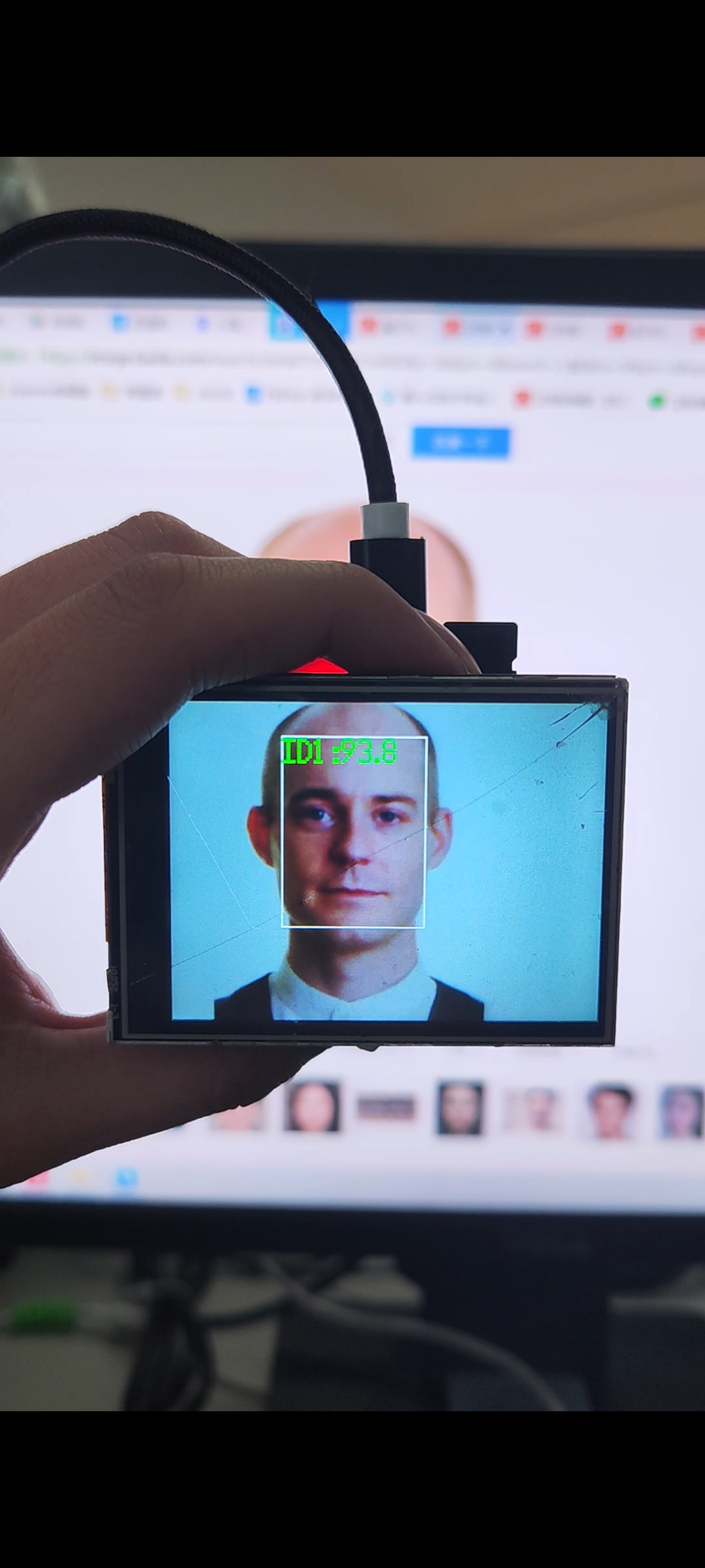 GitHub - vae-V/K210-face-recognition: 使用k210做的人脸识别打卡机，可以实现在线添加人脸数据、删除人脸数据、断电存储数据等功能。