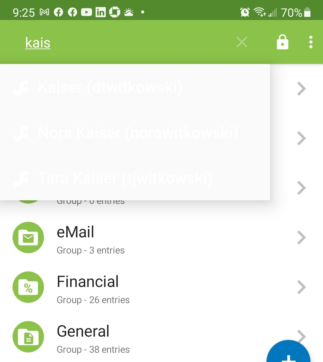 White text on light background · Issue #1616 · PhilippC/keepass2android · GitHub