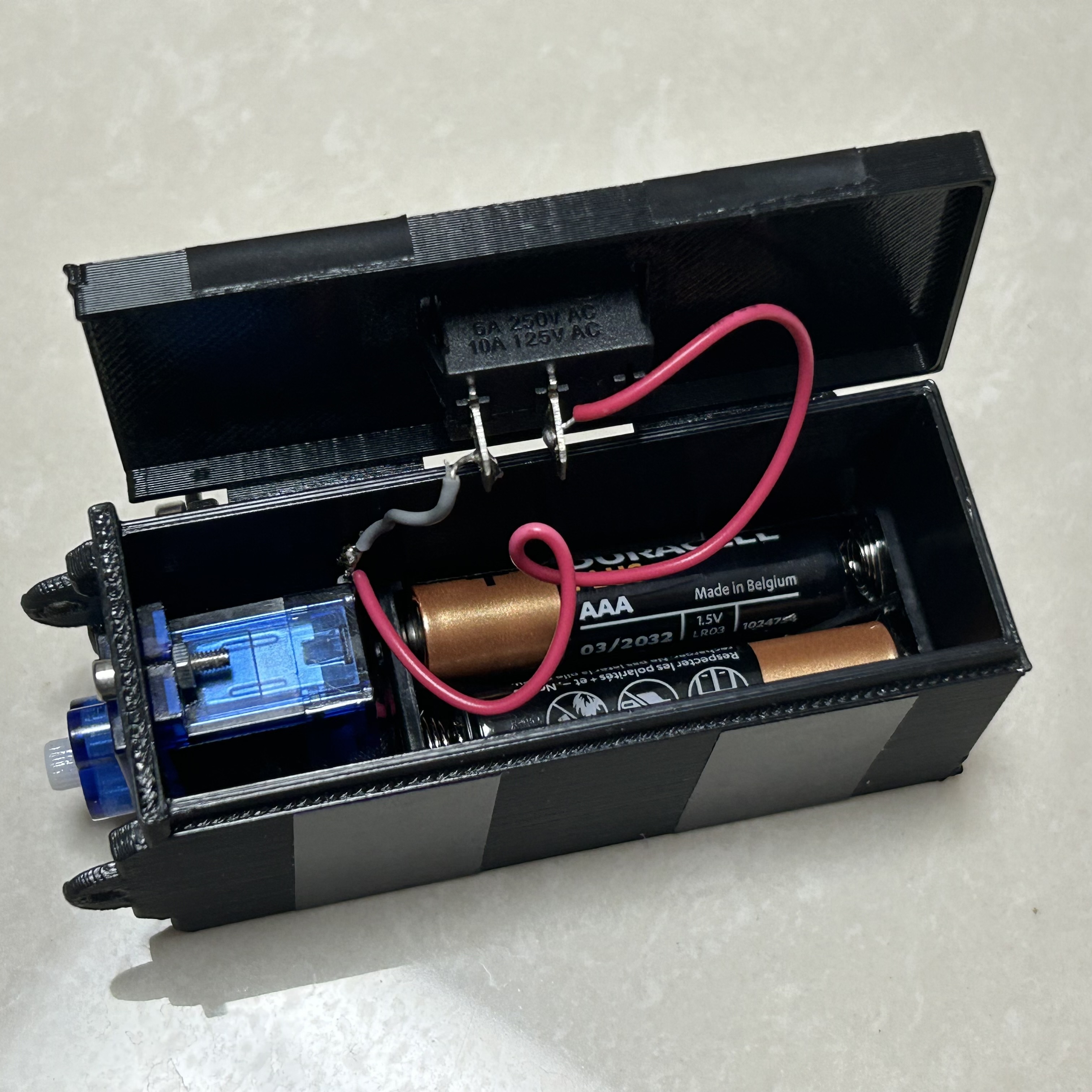 GitHub - PlutoHu21/Single_Actuator_Wave-like_robot