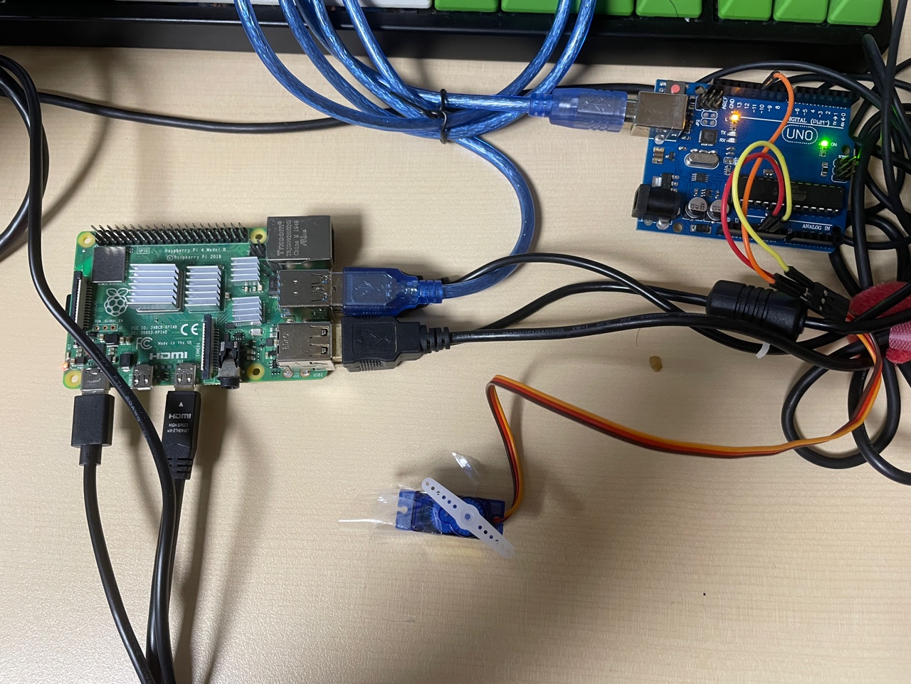 GitHub - Kimberwarrior/-3-1-rasberrypi-servo-moter-camera