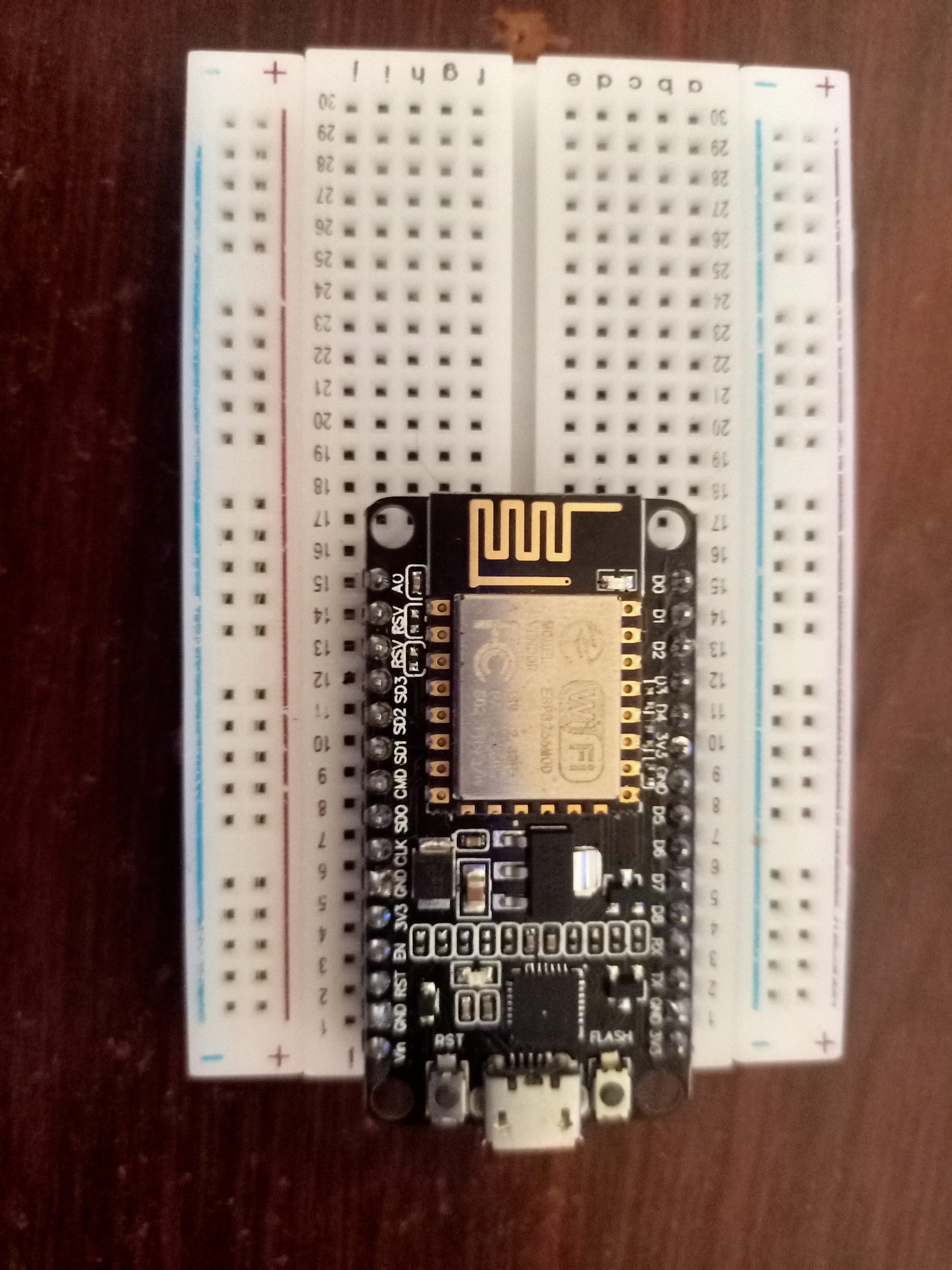 GitHub - avinashperera-ops/ESP8266-Deauther: A device that can jam Wi ...