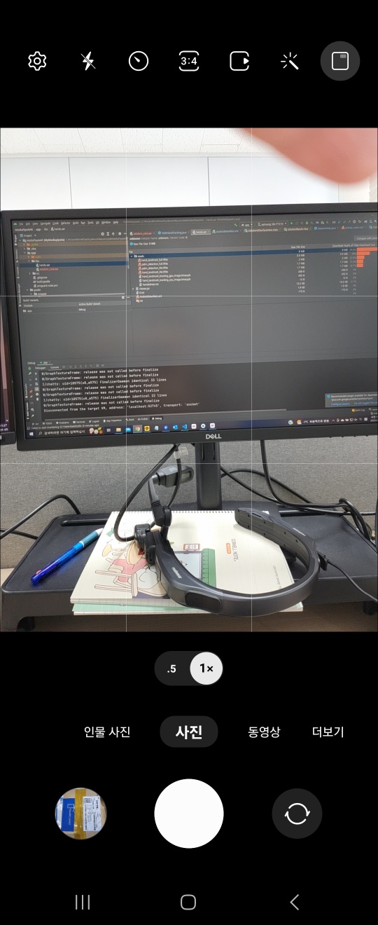 [Android] The camera display area is small. · Issue #3969 · google-ai-edge/mediapipe · GitHub