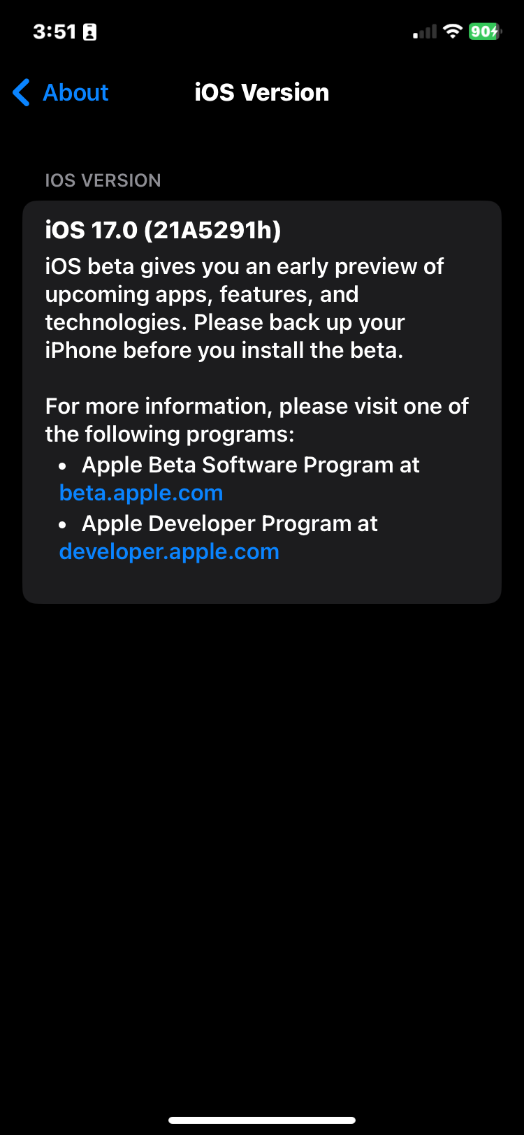Bug: default theme search button background blends in with icon on mobile · Issue #2735 · vuejs ...