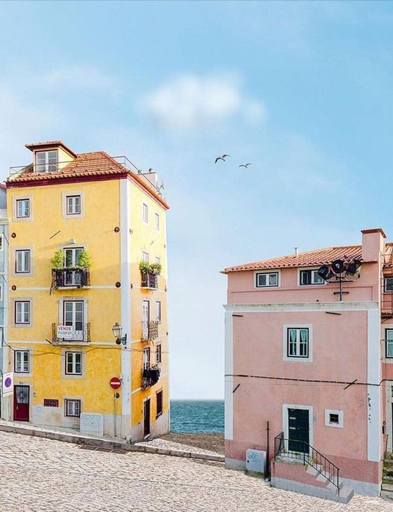 Create basic house · Issue #1 · lapin-games/birdy-assets · GitHub