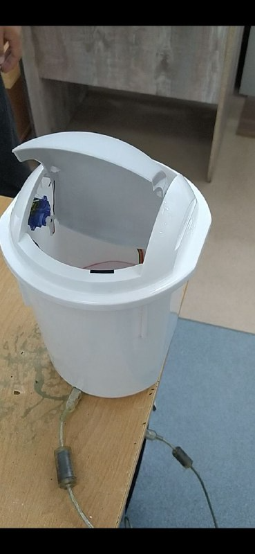 GitHub - Zhakyp01/SmartTrashBin