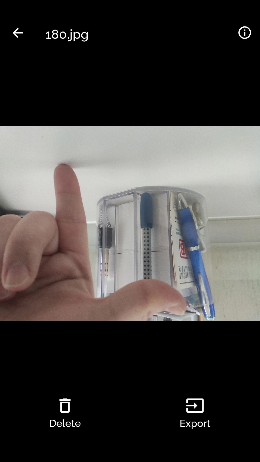 [Bug] Some photos have wrong orientation. · Issue #57 · leonlatsch/Photok · GitHub