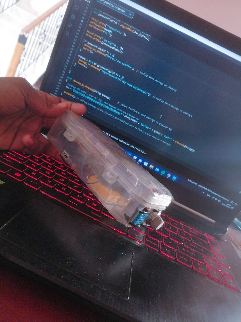 GitHub - GevinN99/LP-Gas-Leak-Smoke-and-Temperature-Monitoring-System-using-ESP32: I have ...