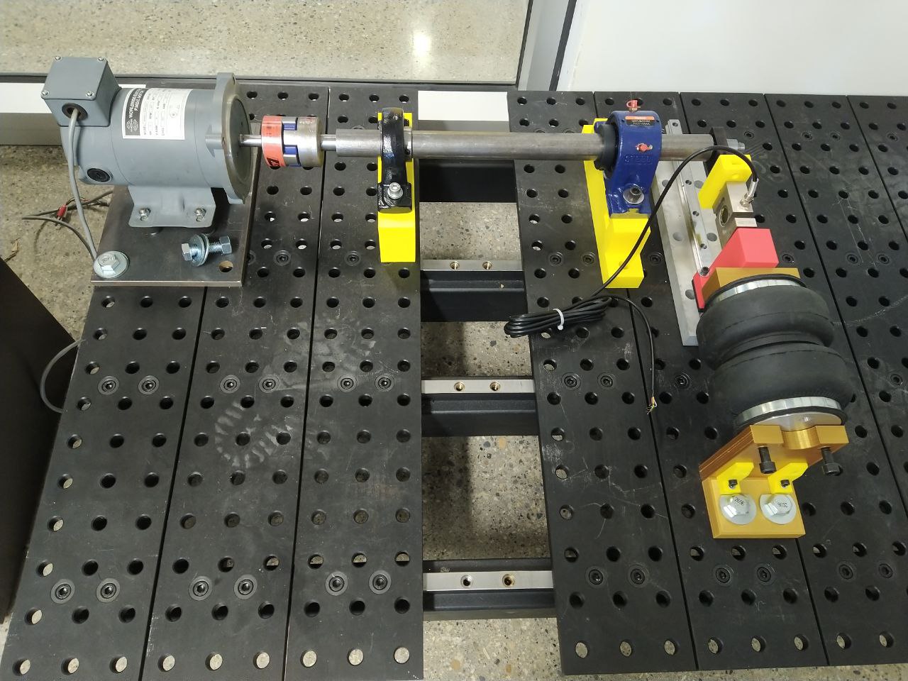 GitHub - hajnayeb/RUL: my ball bearing remaining useful life project