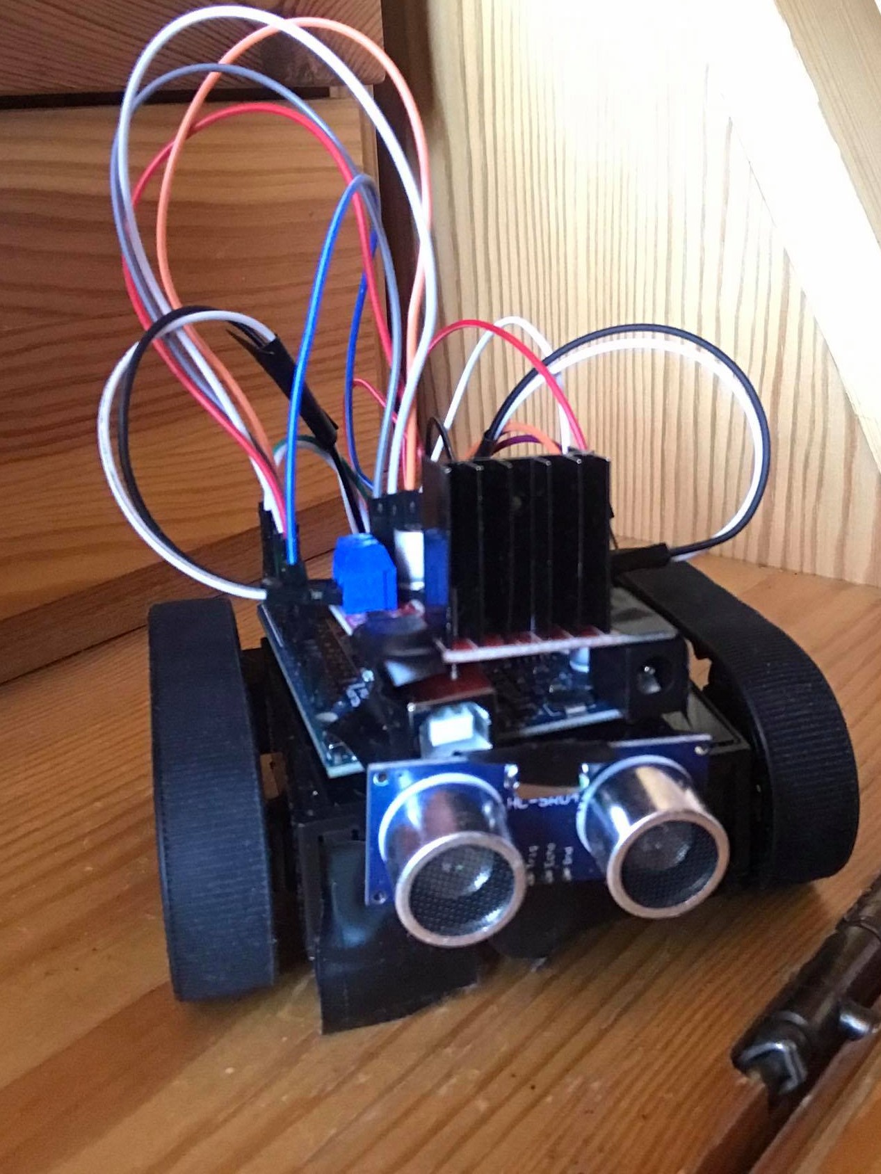 GitHub - michaall65/Arduino-MyRobot