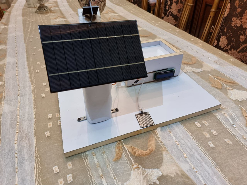 GitHub - H3EsAwY/TrackingTheSun: Tracking The Sun: An Innovative Dual ...