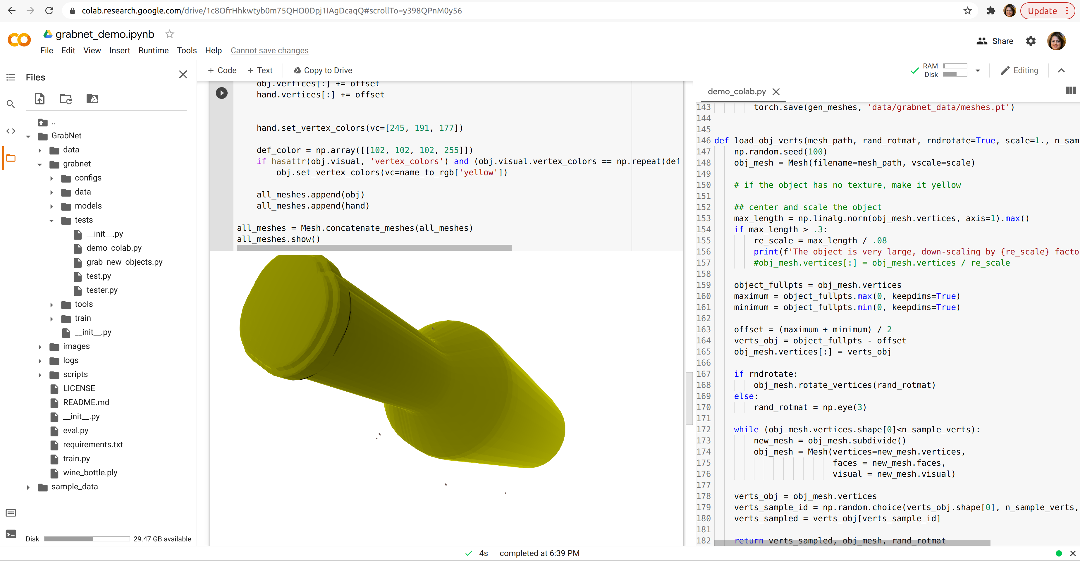 changing the scale from 1. to 0.3 didn't make any difference in the size of the object in hand ...