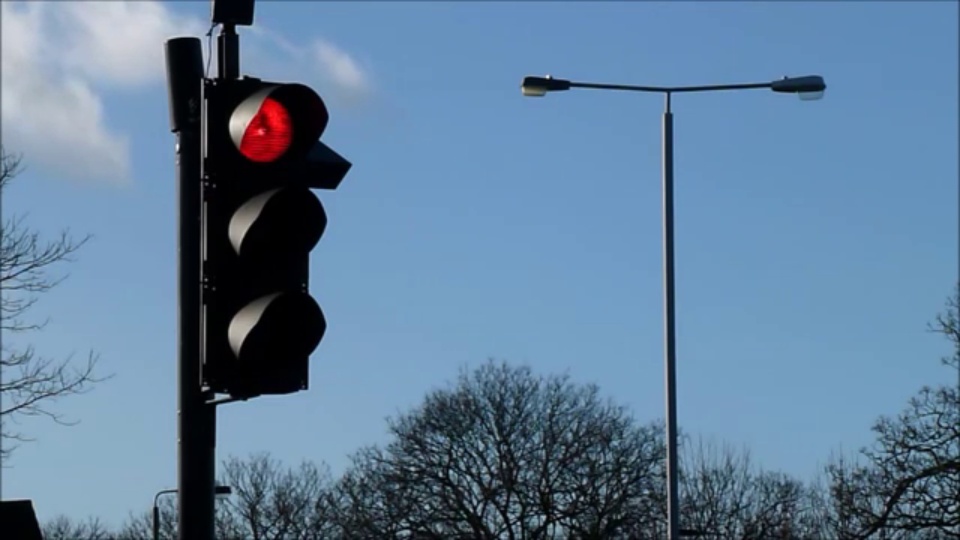 GitHub - TEJASsKoundinya/Traffic-Light-Detection-Ai-and-CV