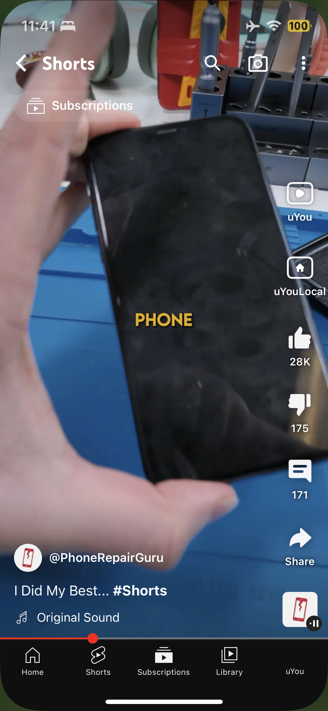 [Bug] uYou tab icon invisible when watching Shorts with light appearance enabled · Issue #1001 ...