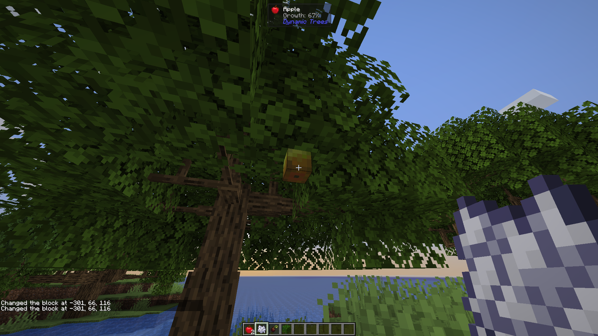 Crash when looking at a dynamic trees fruit, mentions this mod · Issue #5 · Hellish-Mods/Amber ...