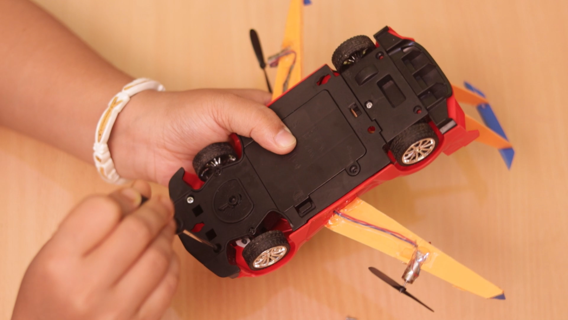 GitHub - selena1995/ARDUINO-BLUETOOTH-CONTROLLED-AEROPLANE-ROBOT-CAR ...