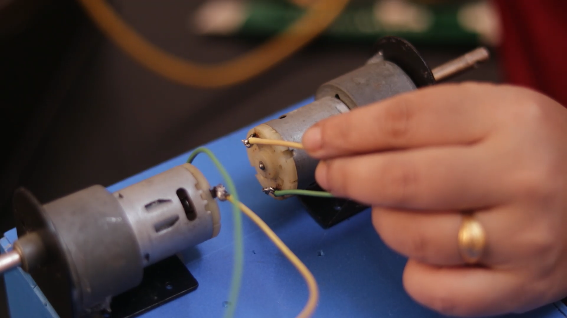 GitHub - selena1995/Arduino-Toy-Truck: Here in this instructable i have ...