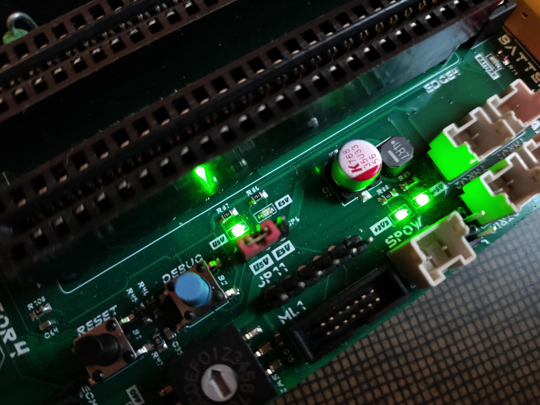 GitHub - TNCT-Mechatech/Azusa: MotorDriver-Controller_v4の機能+αと電源回路を合体させた統合型電源基板