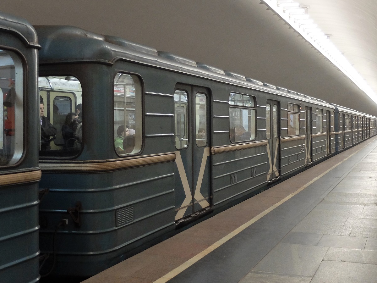 Доработать Московскую версию 81-717/714 · Issue #146 · metrostroi-repo/MetrostroiAddon · GitHub