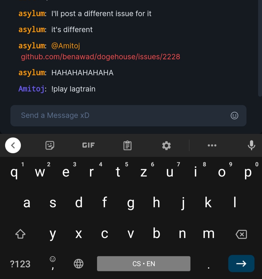chat freaks out · Issue #2224 · benawad/dogehouse · GitHub