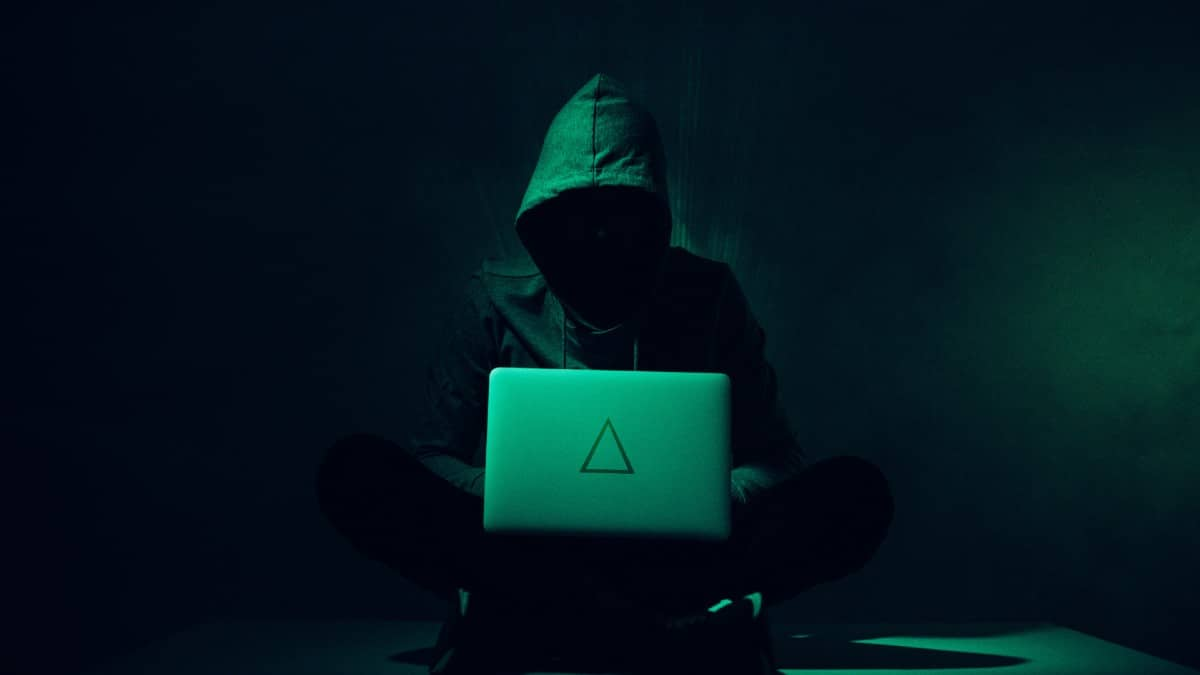 GitHub - defaultcrypter/backdoor-python-CodeSimple-hacking