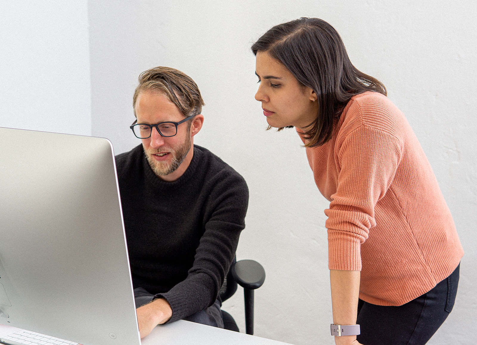 Add shaped image components · Issue #886 · mainmatter/mainmatter.com · GitHub