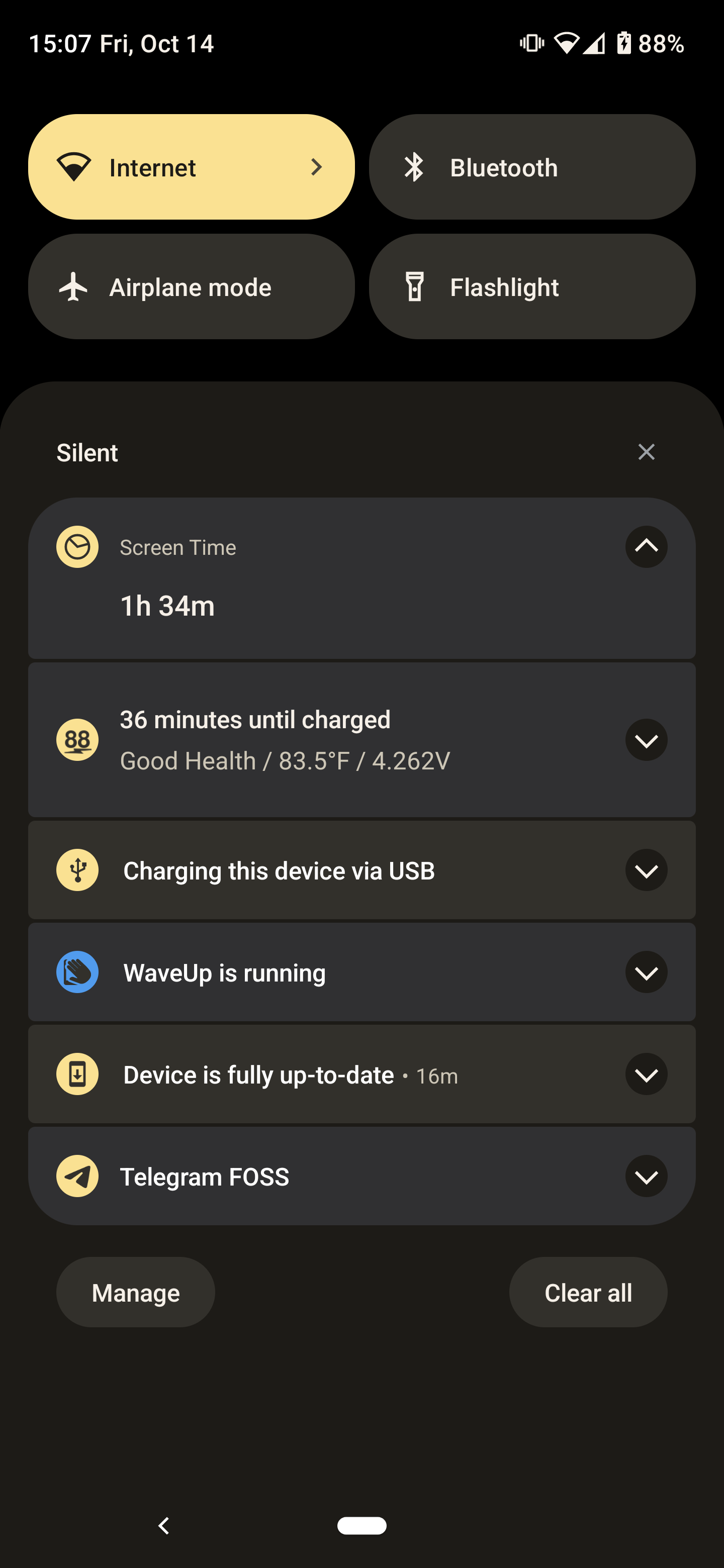 Persistent Notifications Use Theme Colors Of The Previous User Profile · Issue 1564