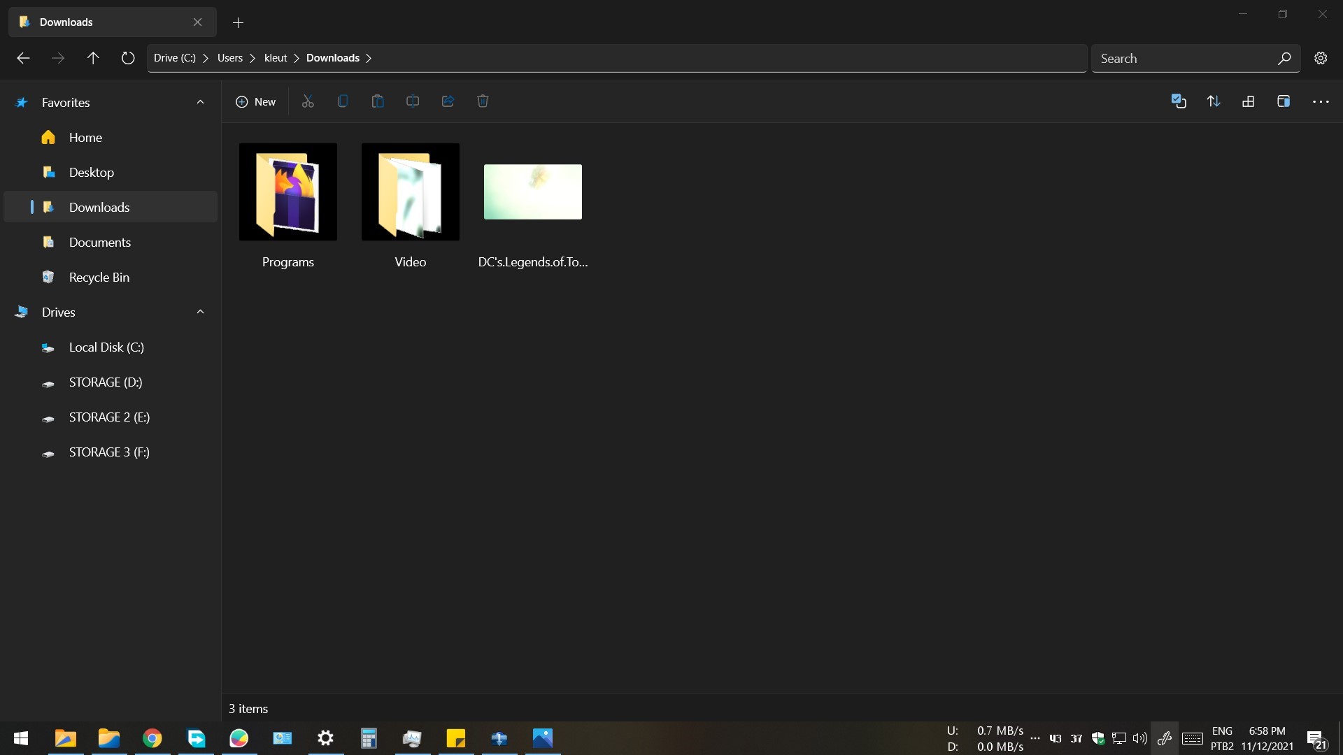 black square around folder icons · Issue #6887 · files-community/Files · GitHub