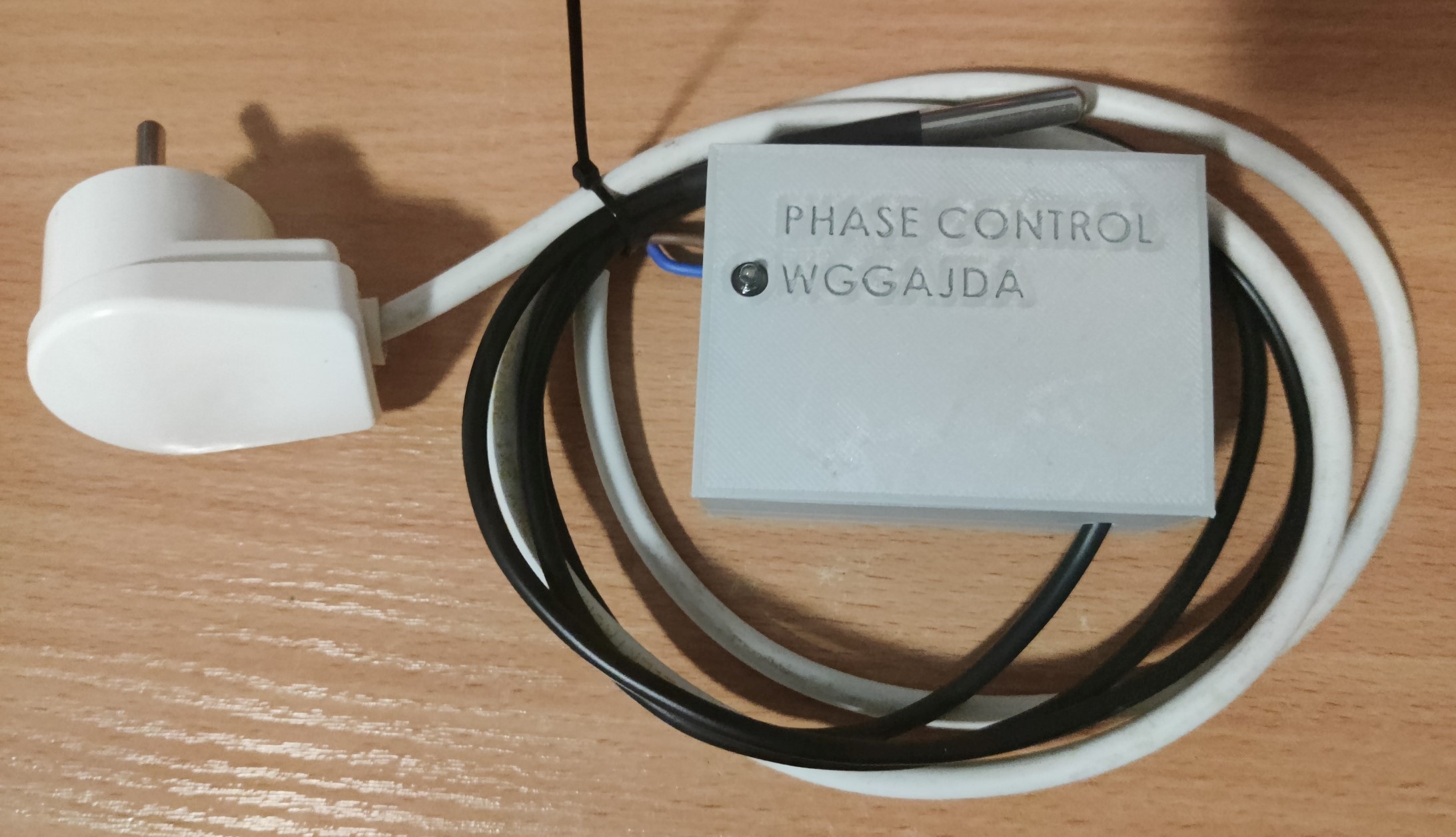 GitHub - Xevi8X/PCB-etcher: Wi-Fi thermostat with phase control