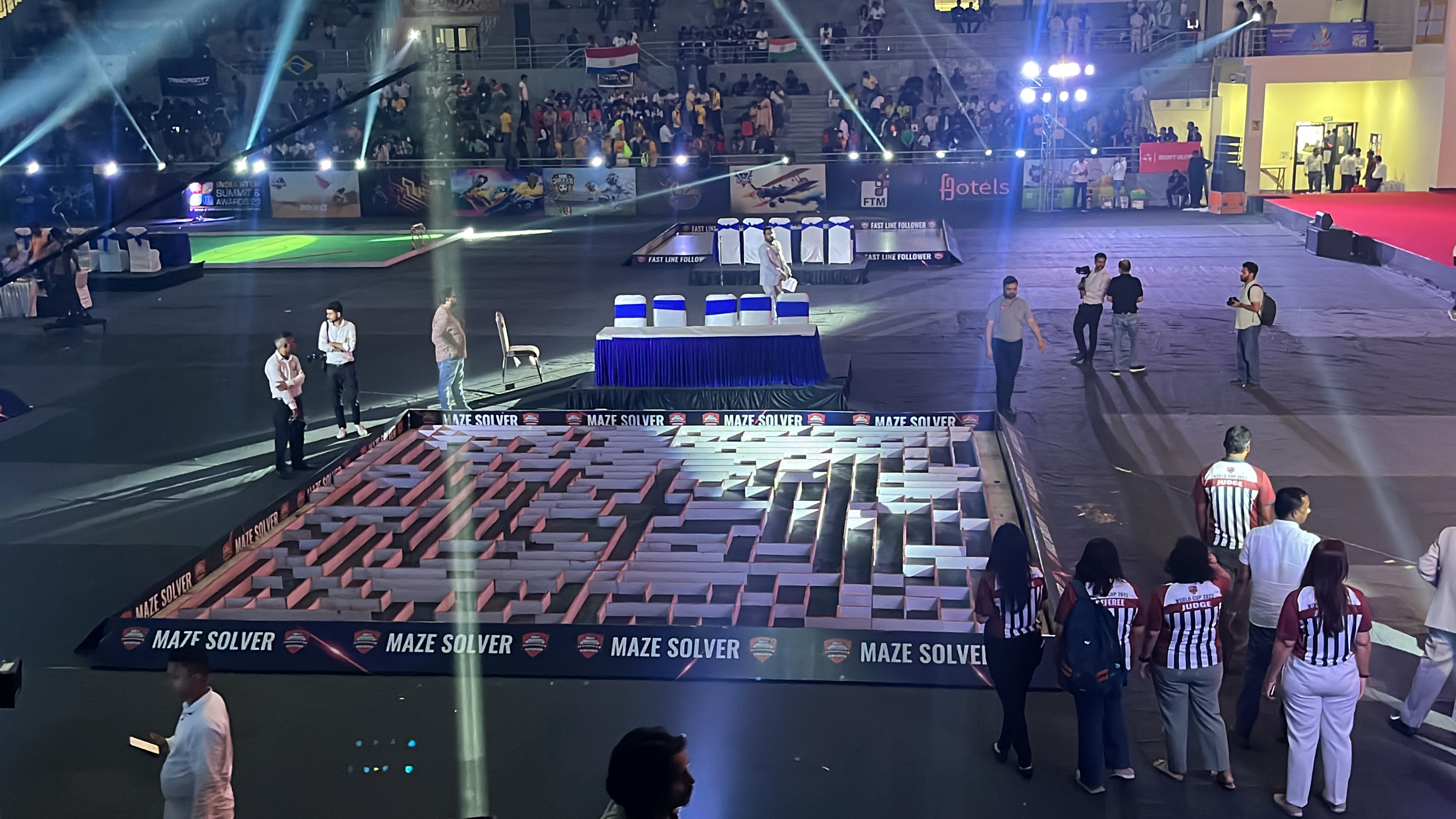 GitHub - The-Kriz/Micro_Mouse