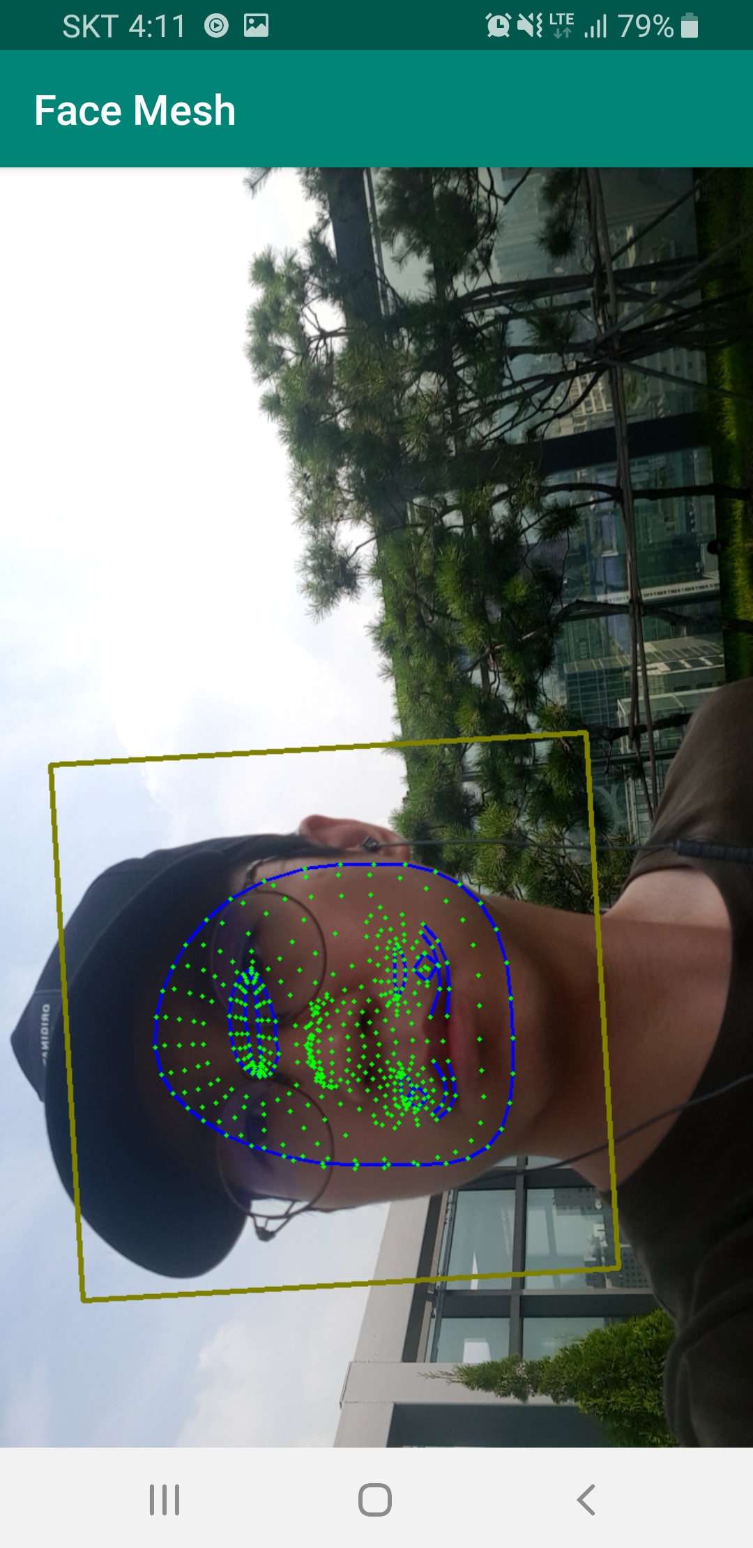 FaceMesh is not detected properly when device is in landscape or ...