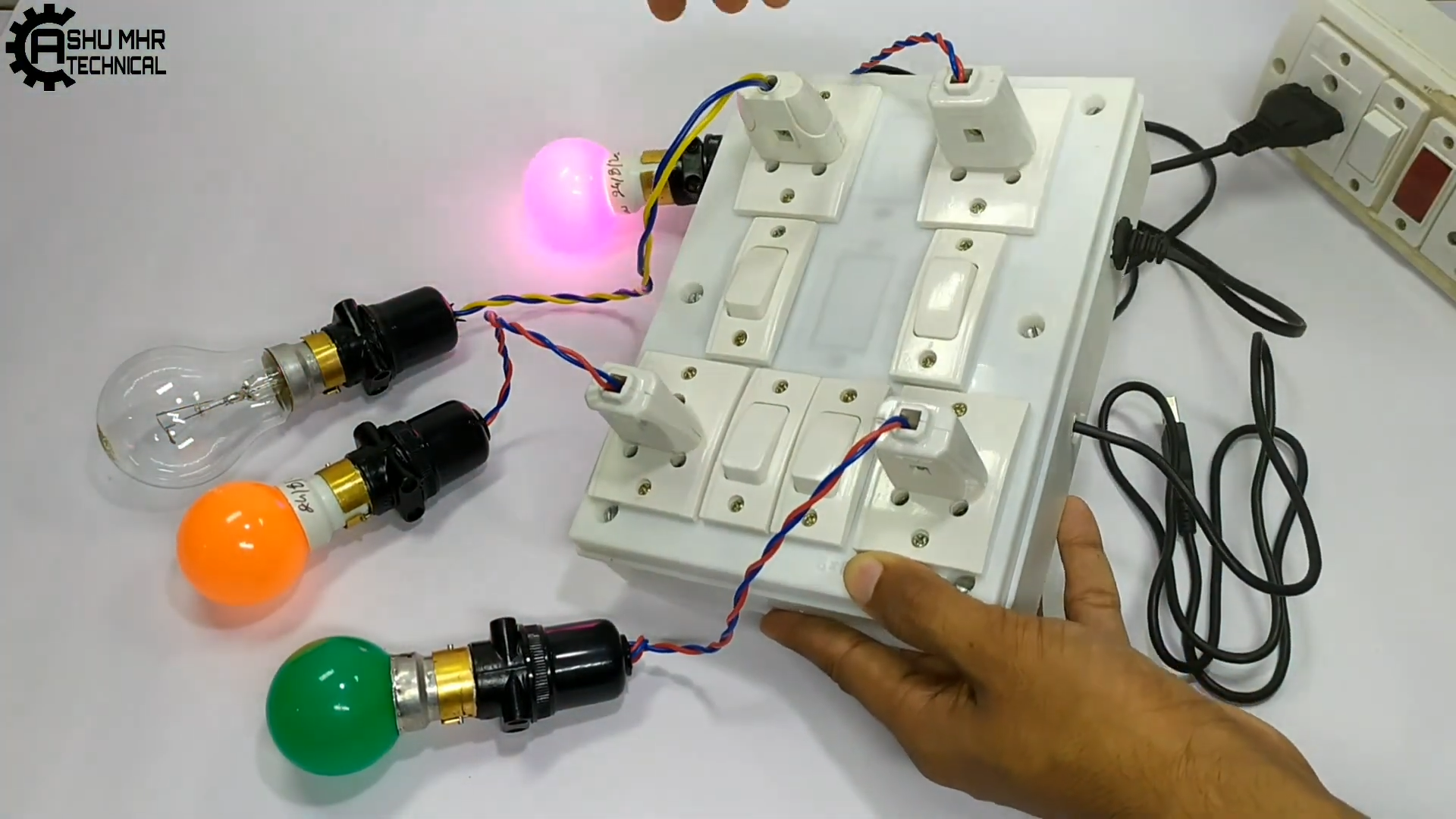 GitHub - ASHUMHRPROJECTS1/Smart-Extension-Board-